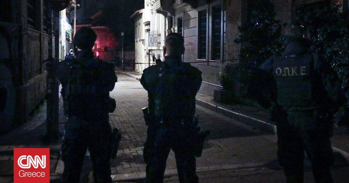 Σύλληψη 30χρονου για τους εμπρησμούς στο κέντρο της Αθήνας - CNN.gr