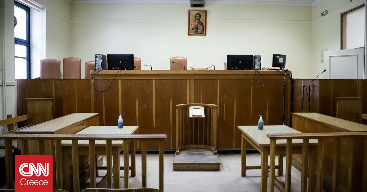 Πέντε χρόνια φυλάκιση με αναστολή στην τέως εισαγγελέα Κέρκυρας για 156 ...