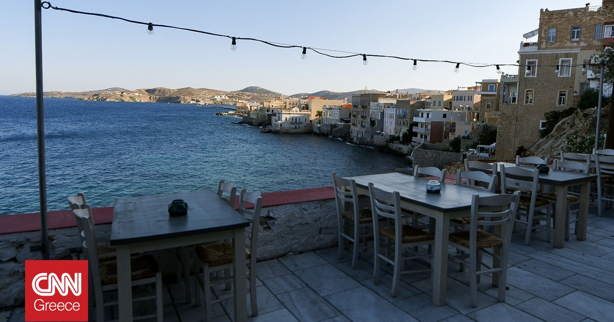 Φαγητό στο χέρι και μαγείρεμα αντί ταβέρνας για τους τουρίστες - CNN.gr