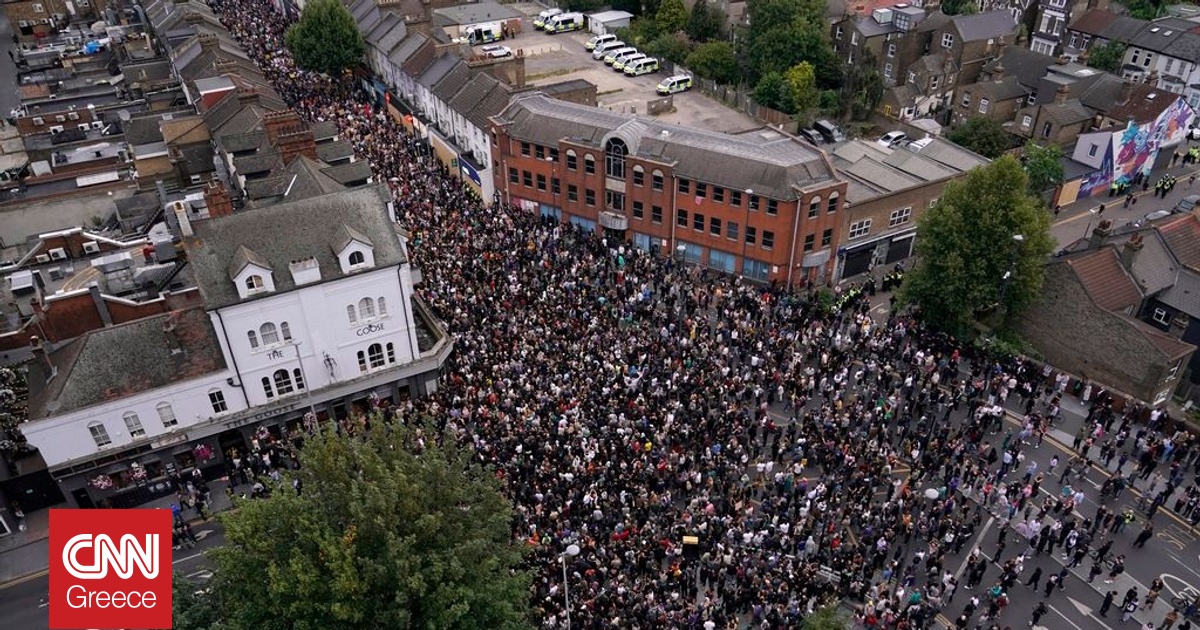 Βρετανία: Συγκεντρώσεις χιλιάδων ανθρώπων για να πουν όχι στο ρατσισμό ...