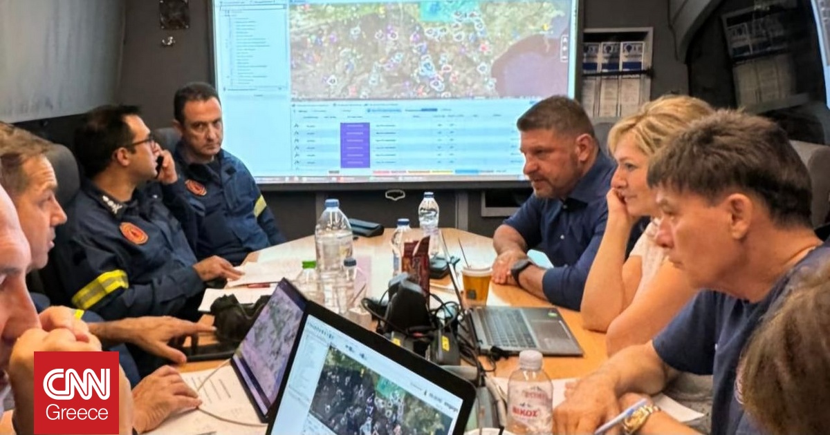 Χαρδαλιάς: Το μέτωπο είναι δύσκολο – Να ακολουθούν όλοι κατά γράμμα τις οδηγίες του 112 - CNN.gr