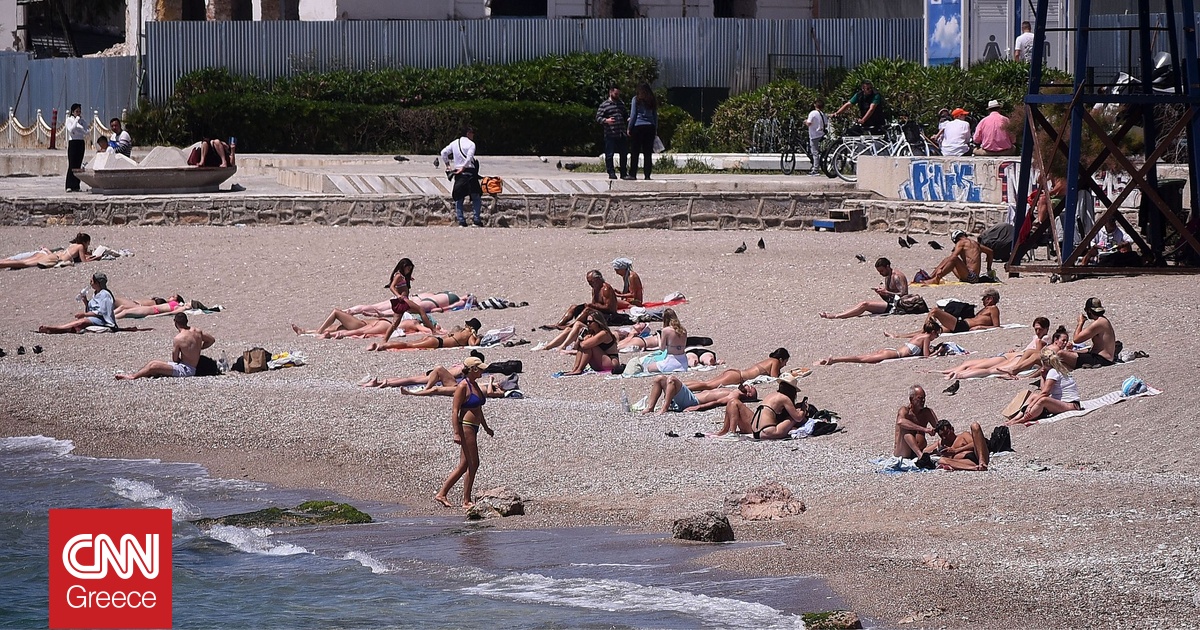 «Προθέρμανση» για καλοκαίρι: «Βούλιαξαν» οι παραλίες της Αθήνας από ...
