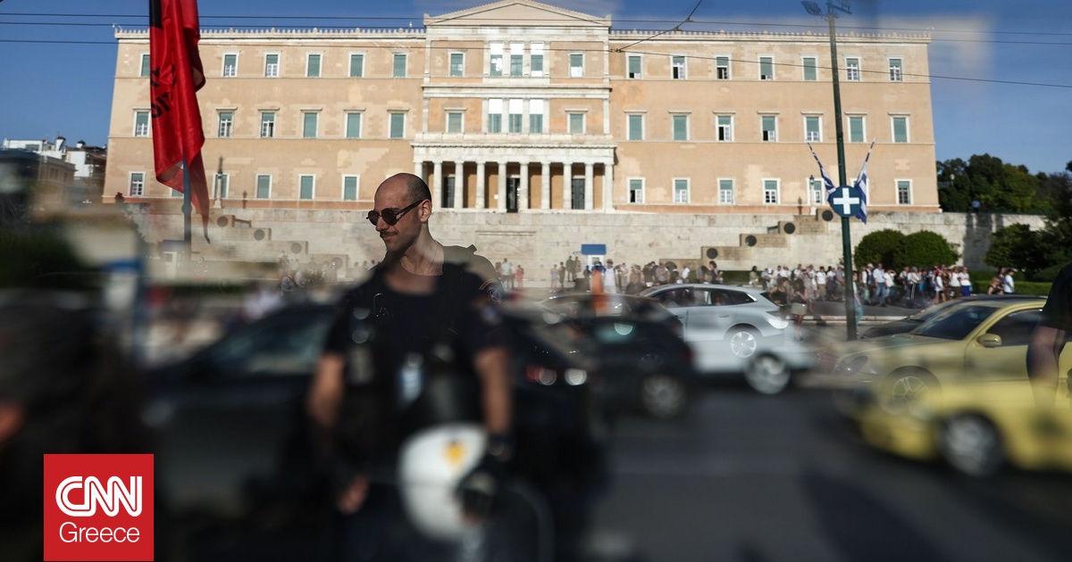 Αποκαταστάθηκε η κυκλοφορία στο Σύνταγμα μετά τη μαζική διαδήλωση για ...