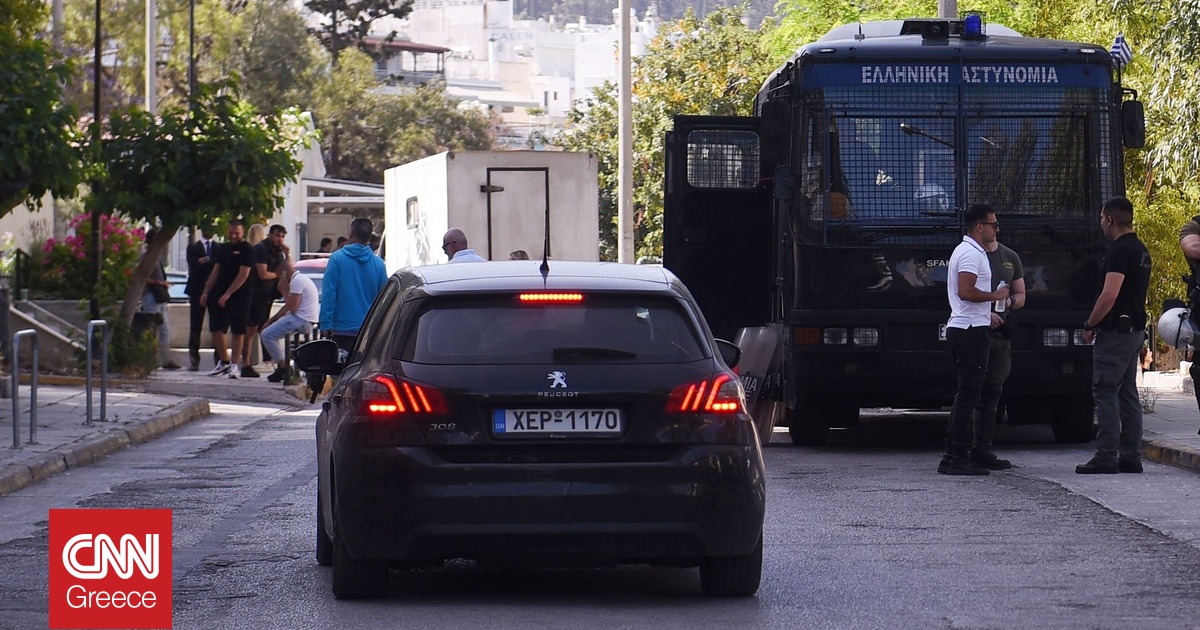 Σε κατ’ οίκον περιορισμό με βραχιολάκι ο Χρήστος Μαυρίκης - Αρνήθηκε τη ...