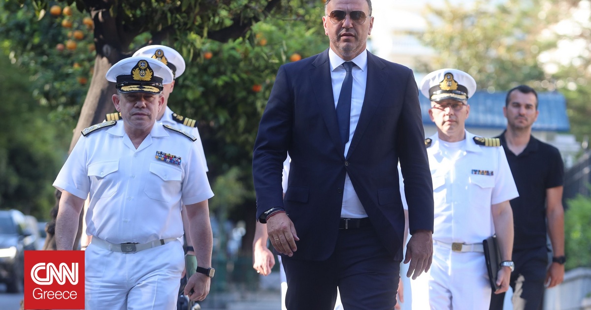 Συναγερμός στο υπ. Ναυτιλίας: Σήμα κινδύνου σε ελληνικά πλοία στον ...