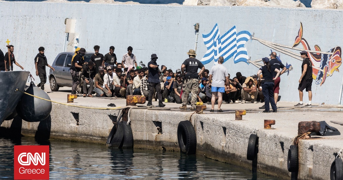 Συνεχίζονται οι μεταναστευτικές ροές στην Κρήτη - Ακόμη 126 άνθρωποι ...