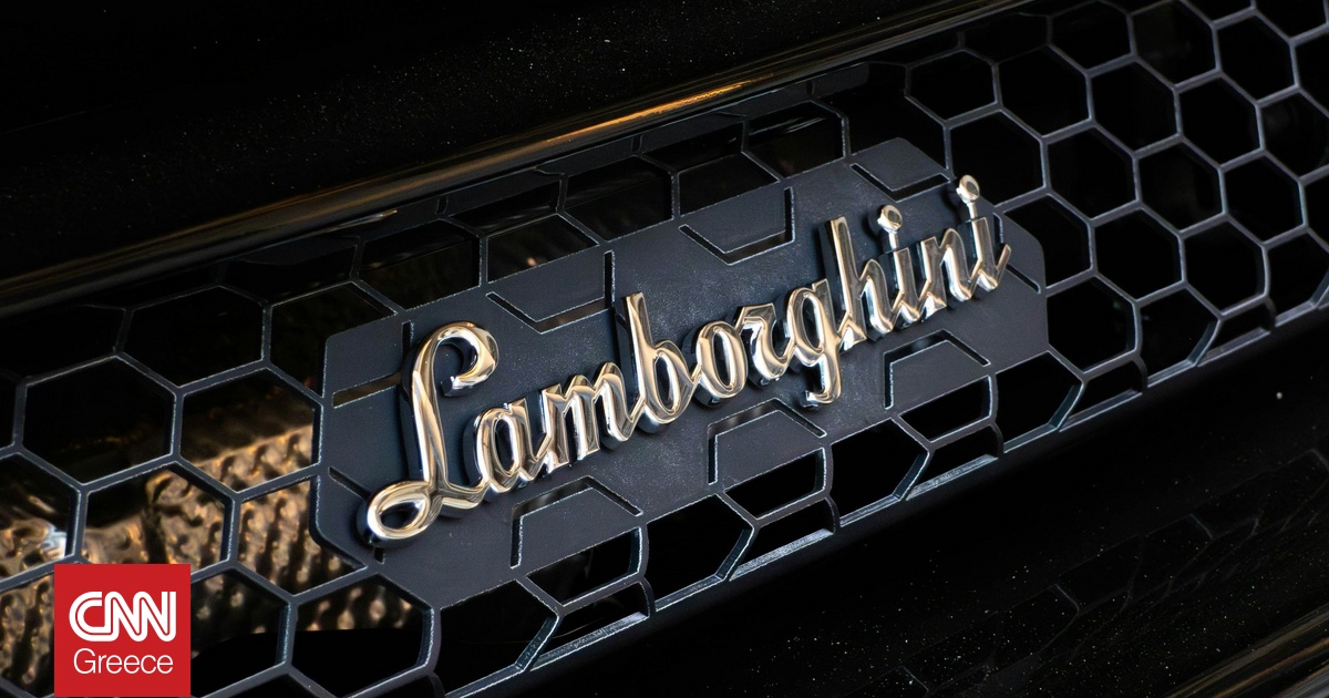 Αντί ποσού μαμούθ πωλήθηκε μία σπάνια Lamborghini LM002 του 1987 - CNN.gr