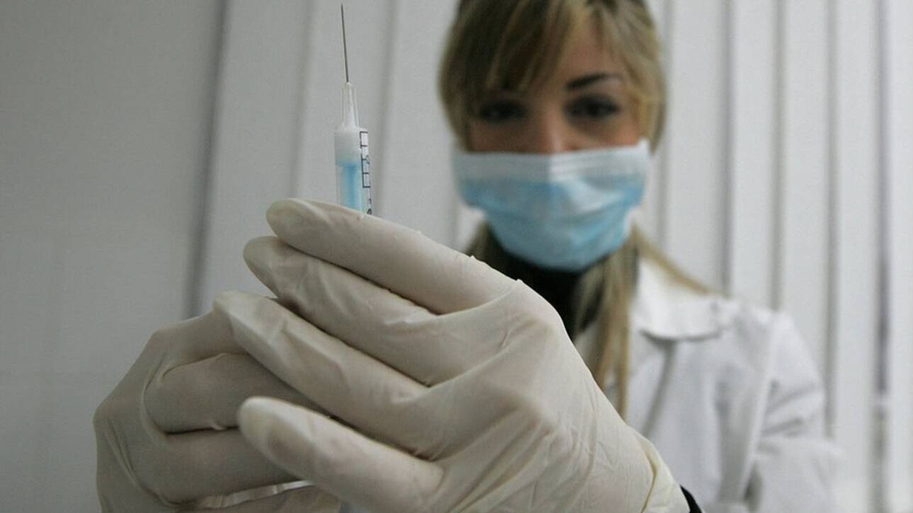 Αντιγριπικό εμβόλιο: Γιατί φέτος είναι πιο αναγκαίο και ποιοι πρέπει να ...