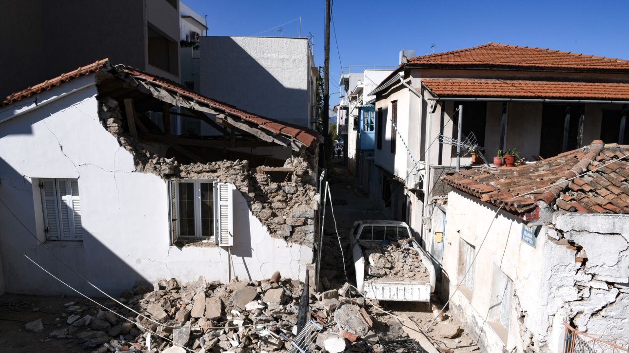 Σεισμός Σάμος: Προσωρινά μη κατοικήσιμες 300 οικίες - CNN.gr