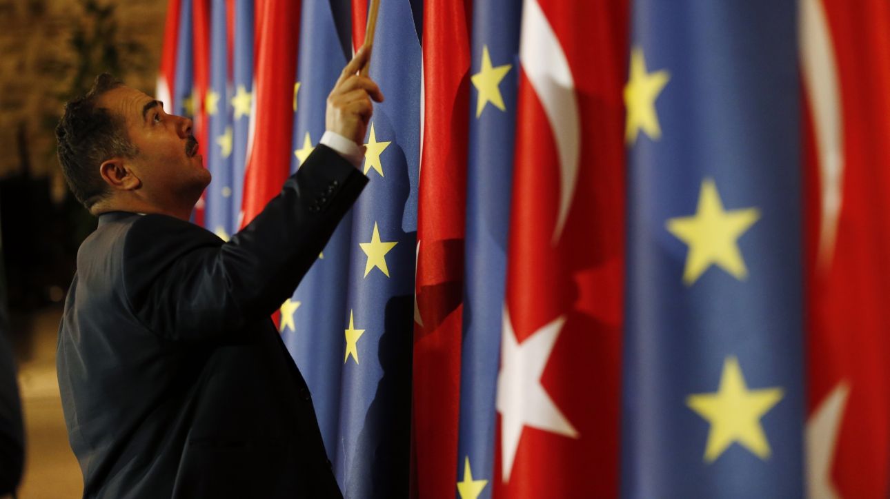Τουρκική προκλητικότητα: Η Άγκυρα ρίχνει «λάδι στη φωτιά» λίγο πριν από ...