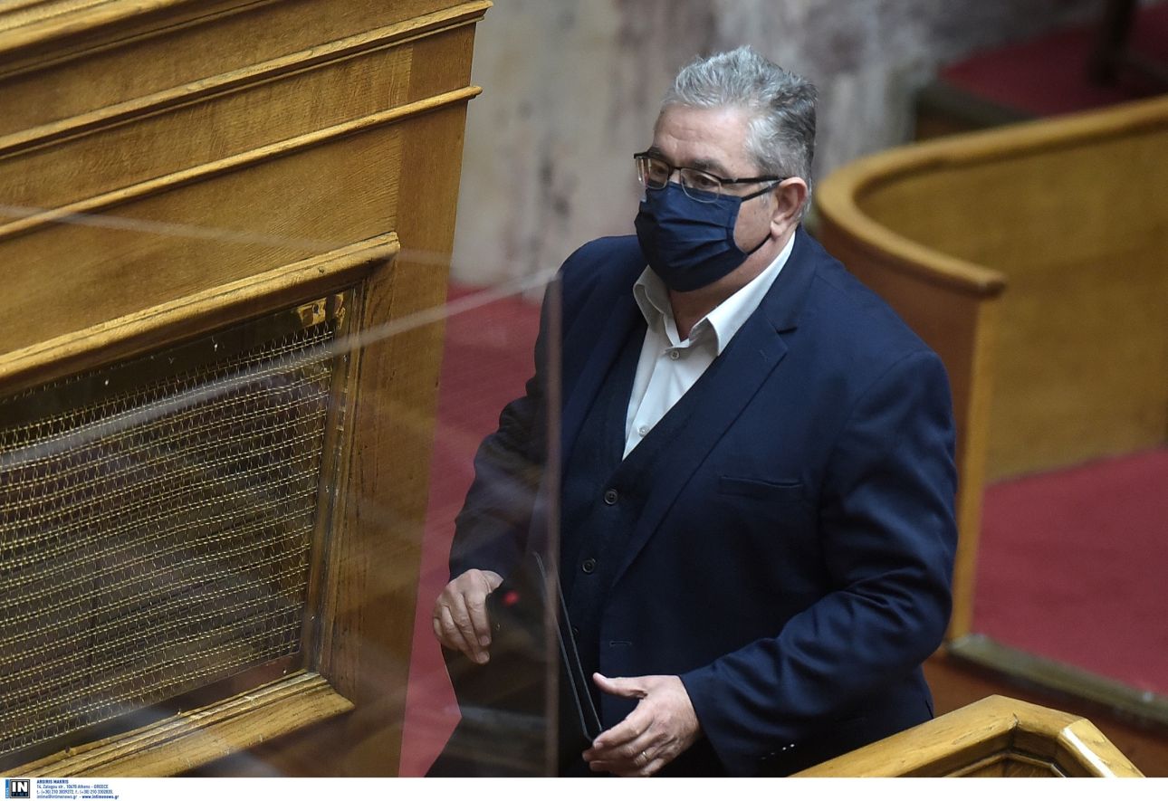 Το μήνυμα του γ.γ. της ΚΕ του ΚΚΕ Δημήτρη Κουτσούμπα για το νέο έτος ...