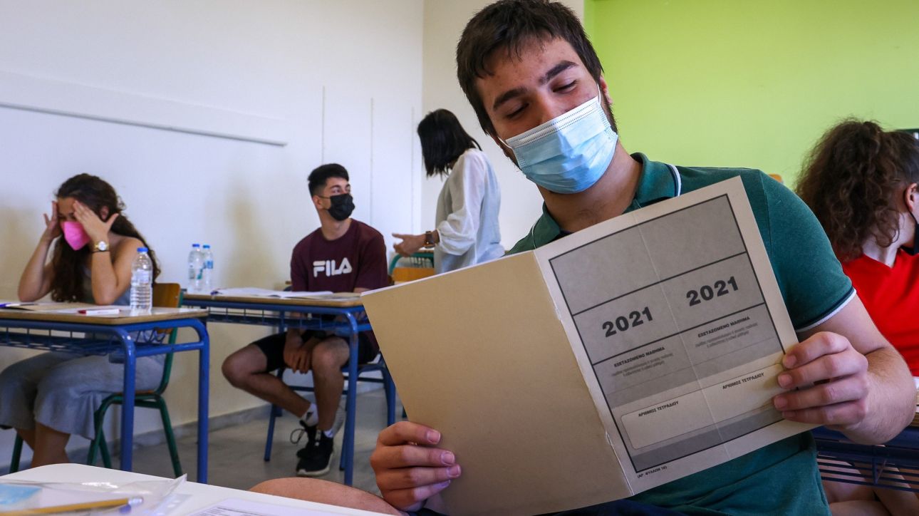 Πανελλαδικές 2021: Σε ποιες σχολές αναμένεται άνοδος των βάσεων - CNN.gr