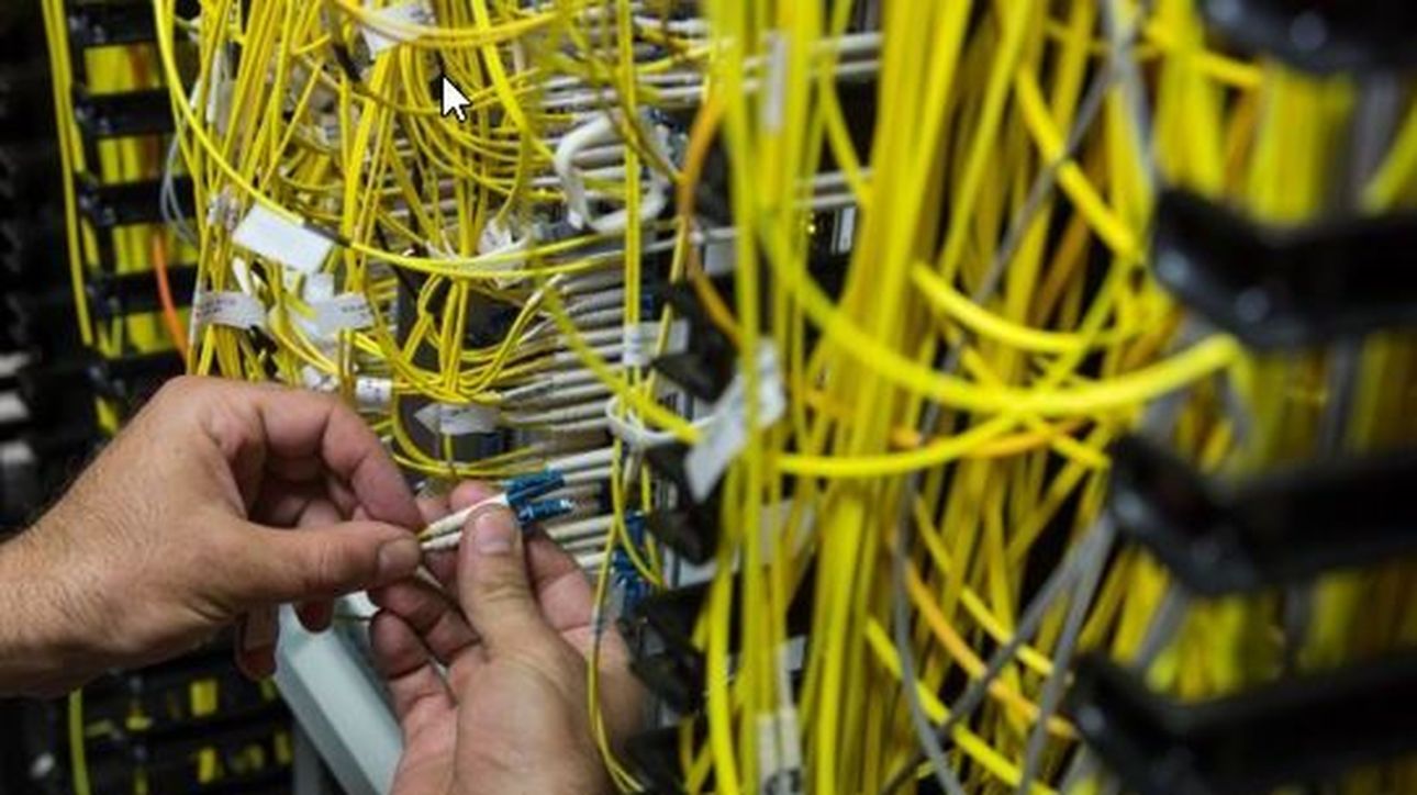 Συνεργασία Vodafone – Grid Telecom για χρήση δικτύων - CNN.gr