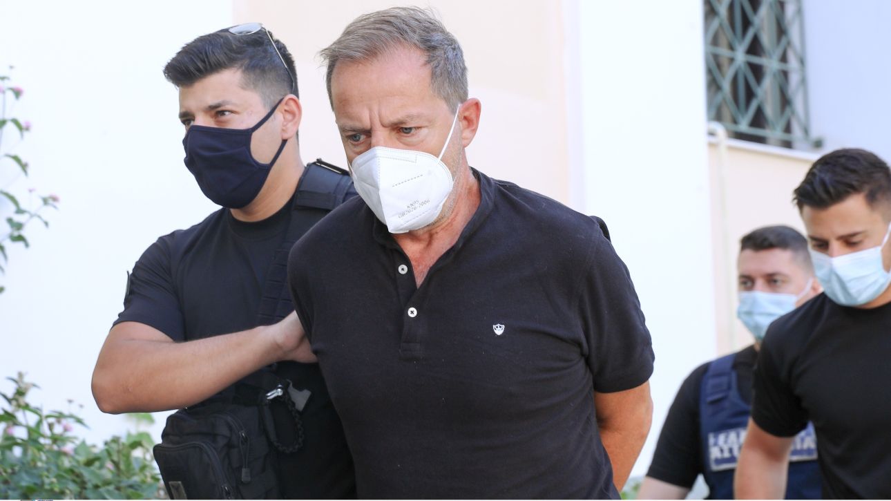 Λιγνάδης: Αρνήθηκε να απαντήσει σε ερωτήσεις της ανακρίτριας... «Είστε ...