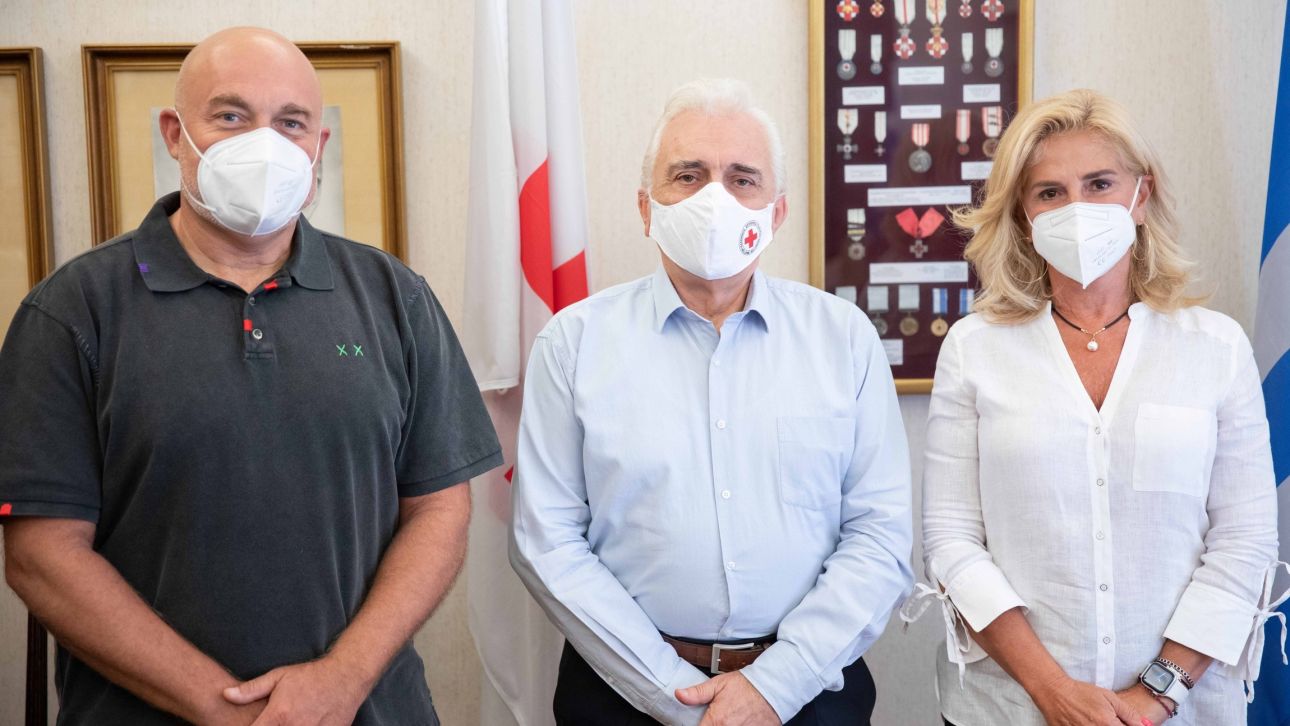 Ο Ελληνικός Ερυθρός Σταυρός ενισχύει το έργο της Ομάδας Αιγαίου στα ...