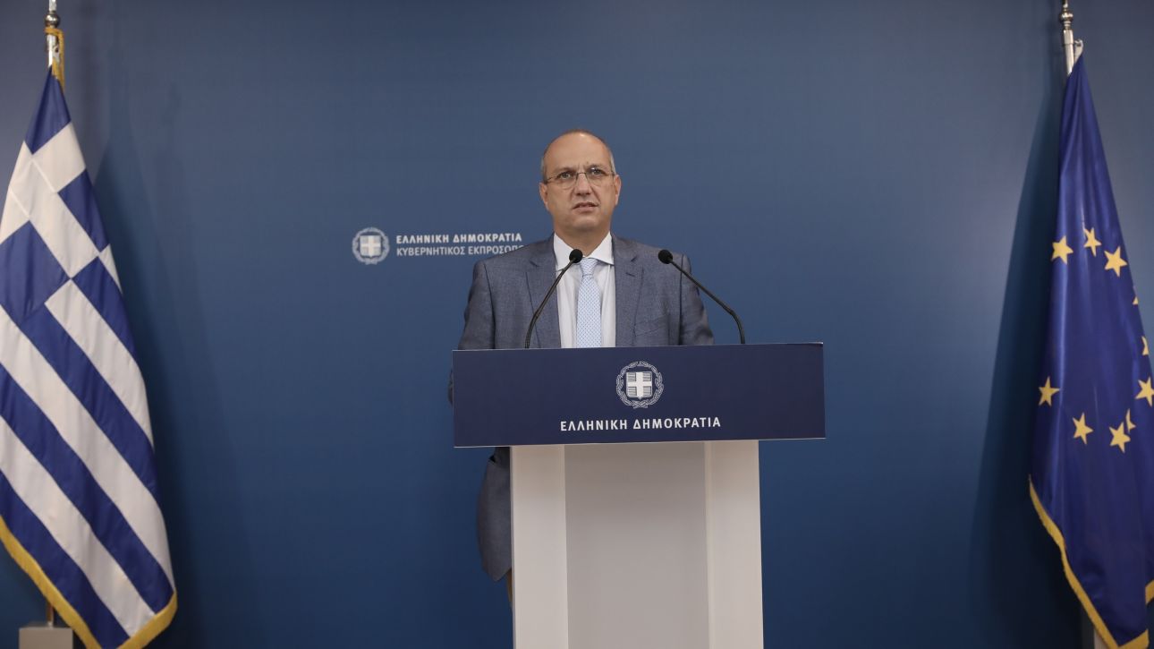 Οικονόμου: Δεν προβλέπεται αλλαγή στον φόρο για τα καύσιμα - Αυξήθηκε η ...