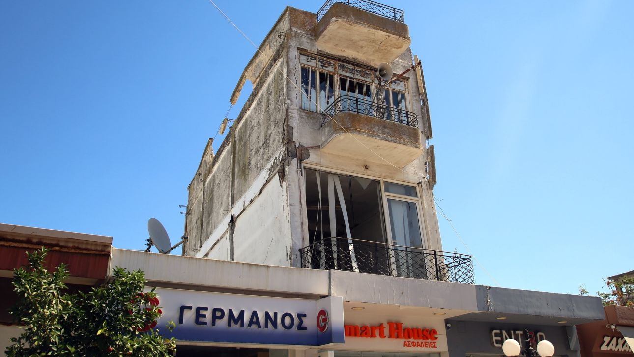 Σεισμός 5,8 Ρίχτερ στην Κρήτη: Ένας νεκρός στο Αρκαλοχώρι - Ζημιές σε ...