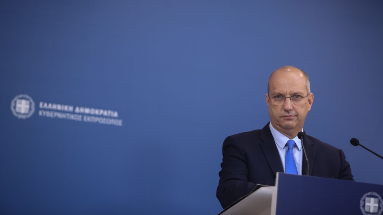Οικονόμου: Ο κ. Τσίπρας προσπαθεί απεγνωσμένα να αλλάξει ατζέντα - CNN.gr