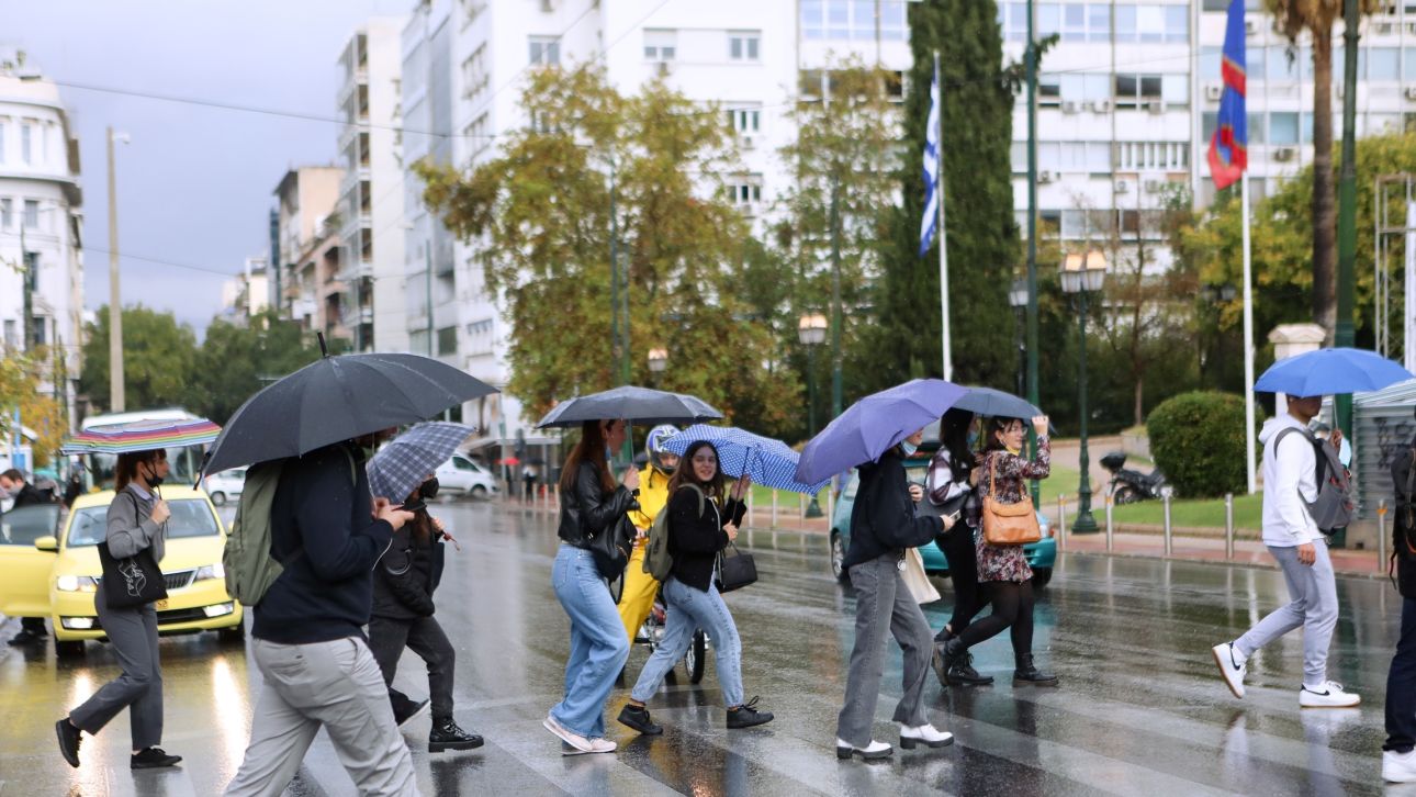 Αλλάζει το σκηνικό του καιρού: Βροχές, καταιγίδες και βοριάδες από την ...