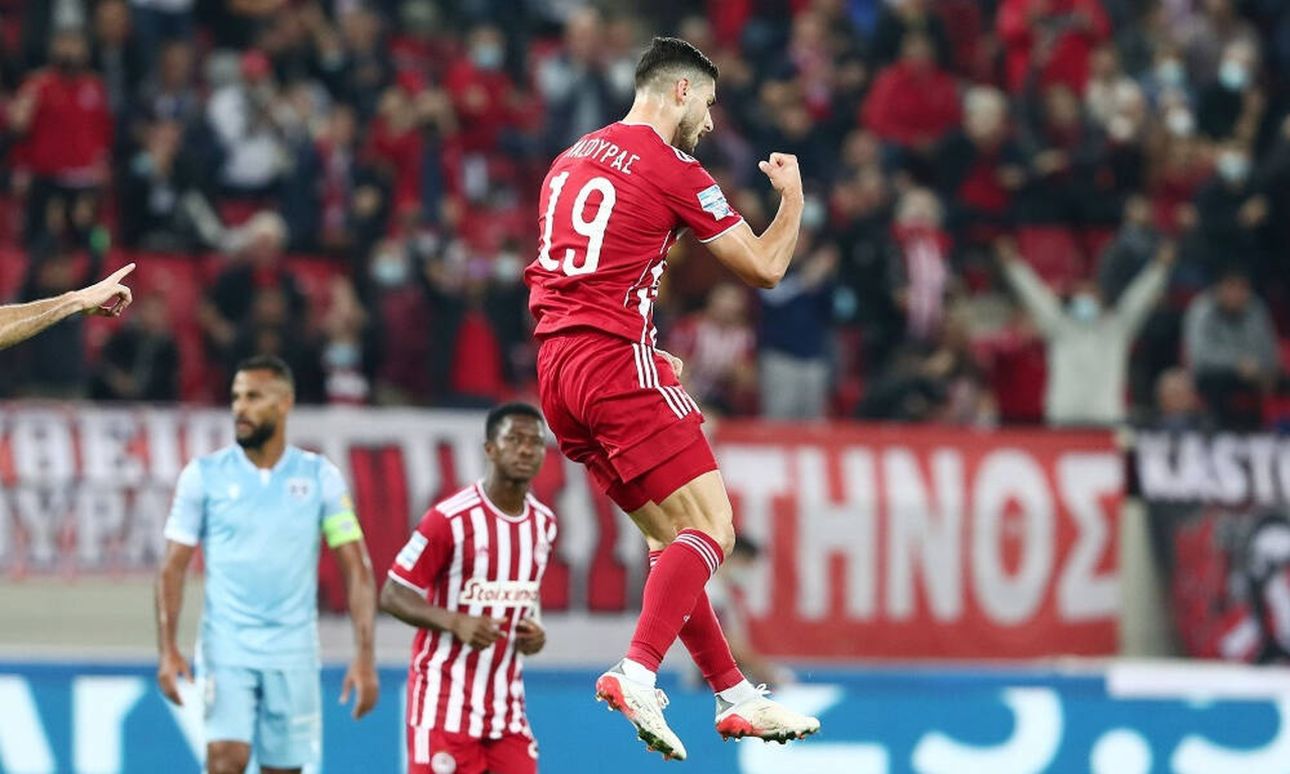 Ολυμπιακός-Ιωνικός 1-0: Με Μασούρα στο +3 από την ΑΕΚ - CNN.gr