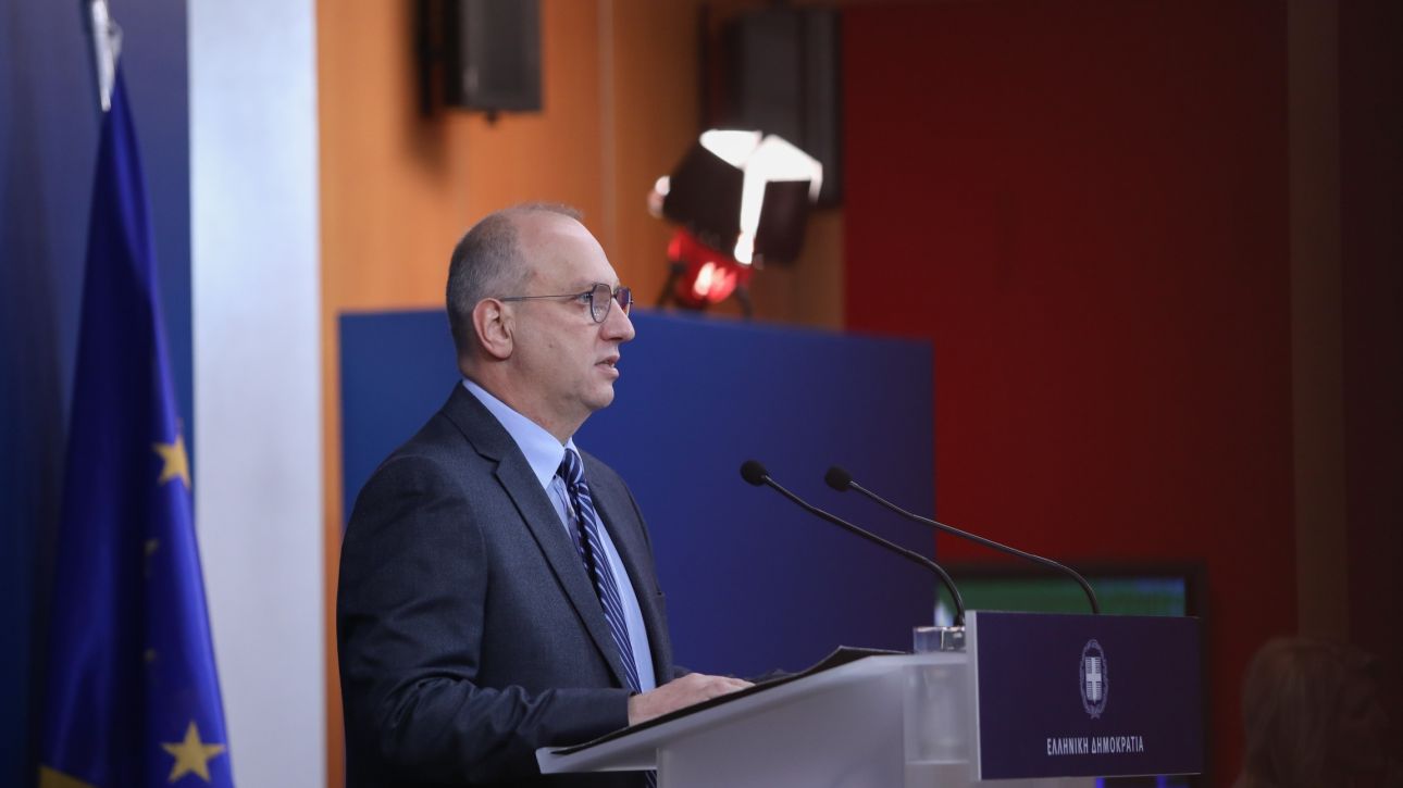 Οικονόμου για Τσίπρα: Σπεκουλάρει με την αρρώστια και τον πόνο - CNN.gr