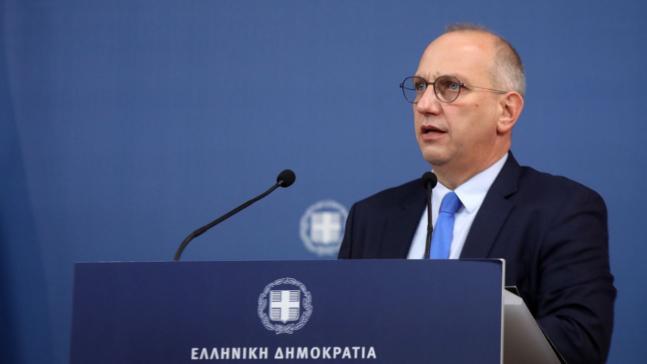 Οικονόμου κατά Τσίπρα: Κακό χιούμορ για την εκπαίδευση εν μέσω ...
