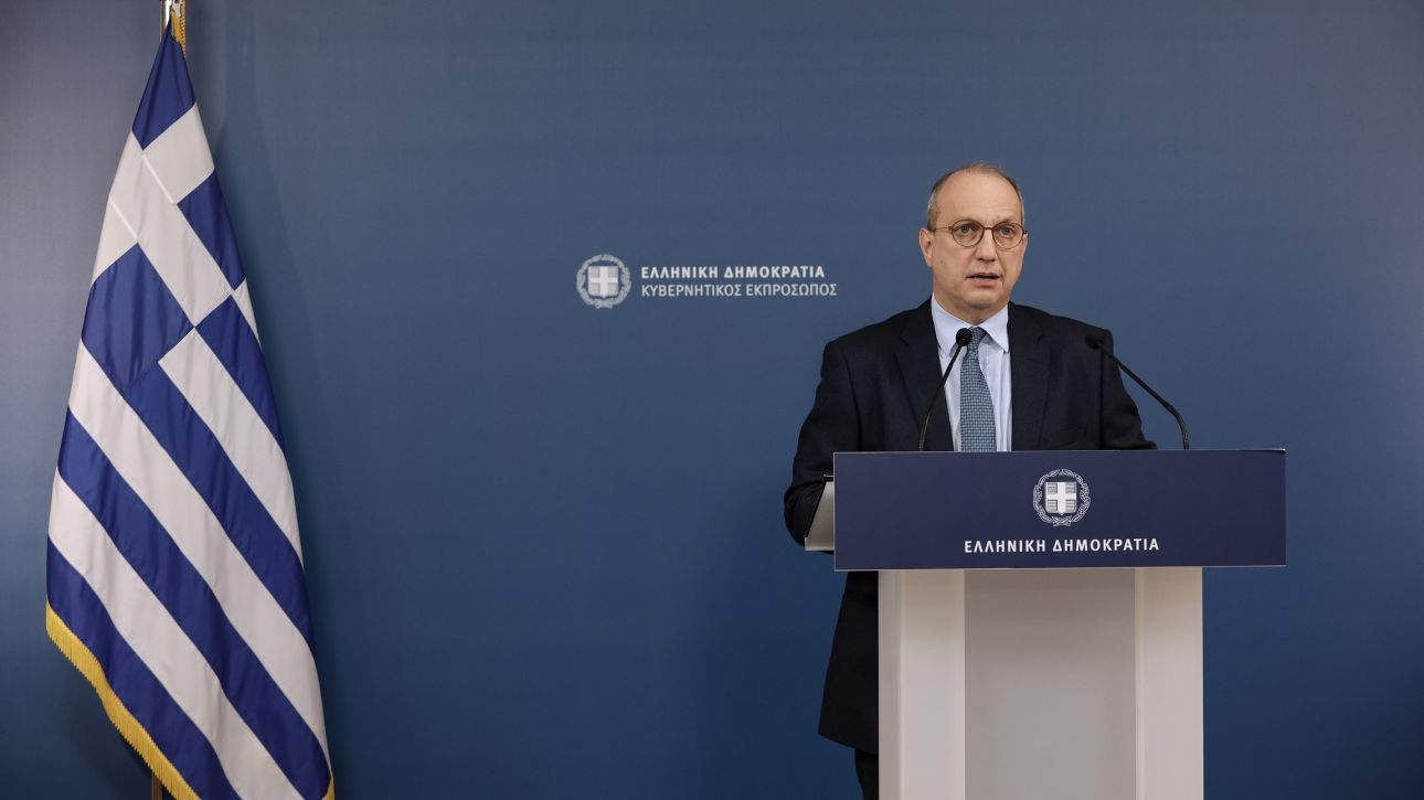 Οικονόμου: Στόχος της κυβέρνησης είναι να μετριάσει τις συνέπειες των ...