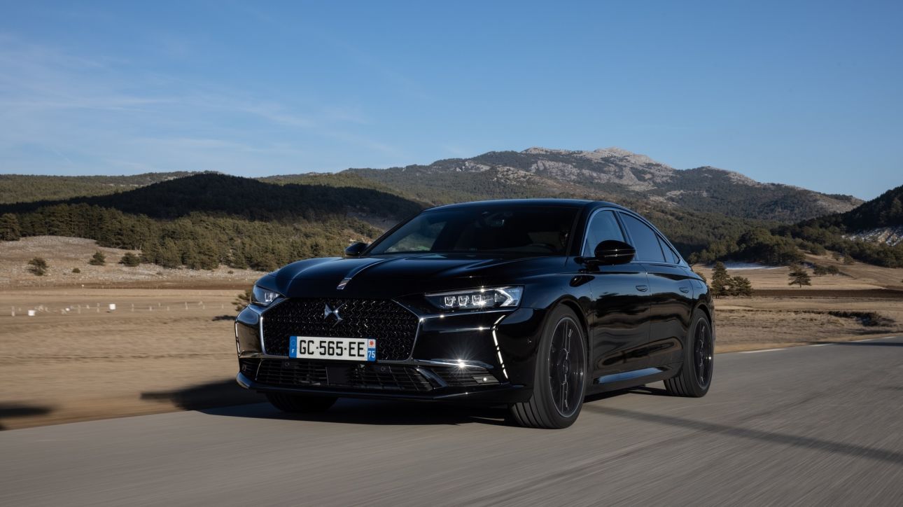 DS 9: The power of elegance - CNN.gr