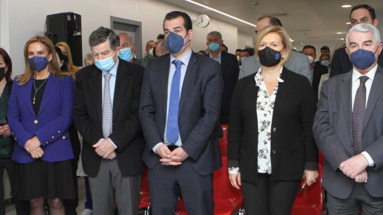 Πλεύρης: Έρχονται προσλήψεις 700 ιατρών και 4.000 νοσηλευτών - CNN.gr