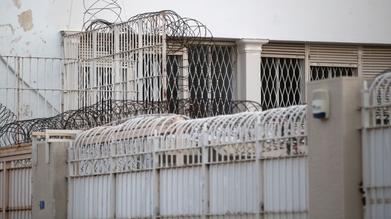 Αιματηρή συμπλοκή στις φυλακές Κορυδαλλού: Ακρωτηριάστηκε κρατούμενος ...