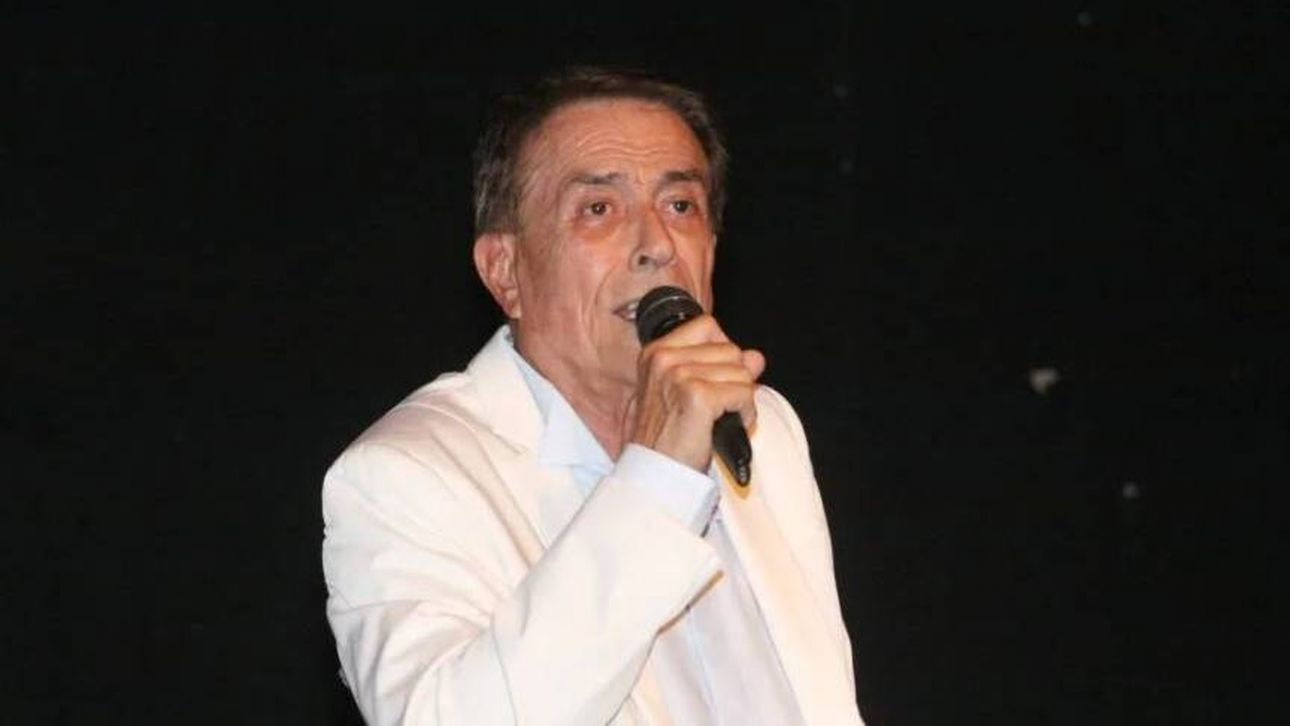 Θλίψη στον καλλιτεχνικό χώρο: Πέθανε ο τραγουδιστής Δάκης - CNN.gr