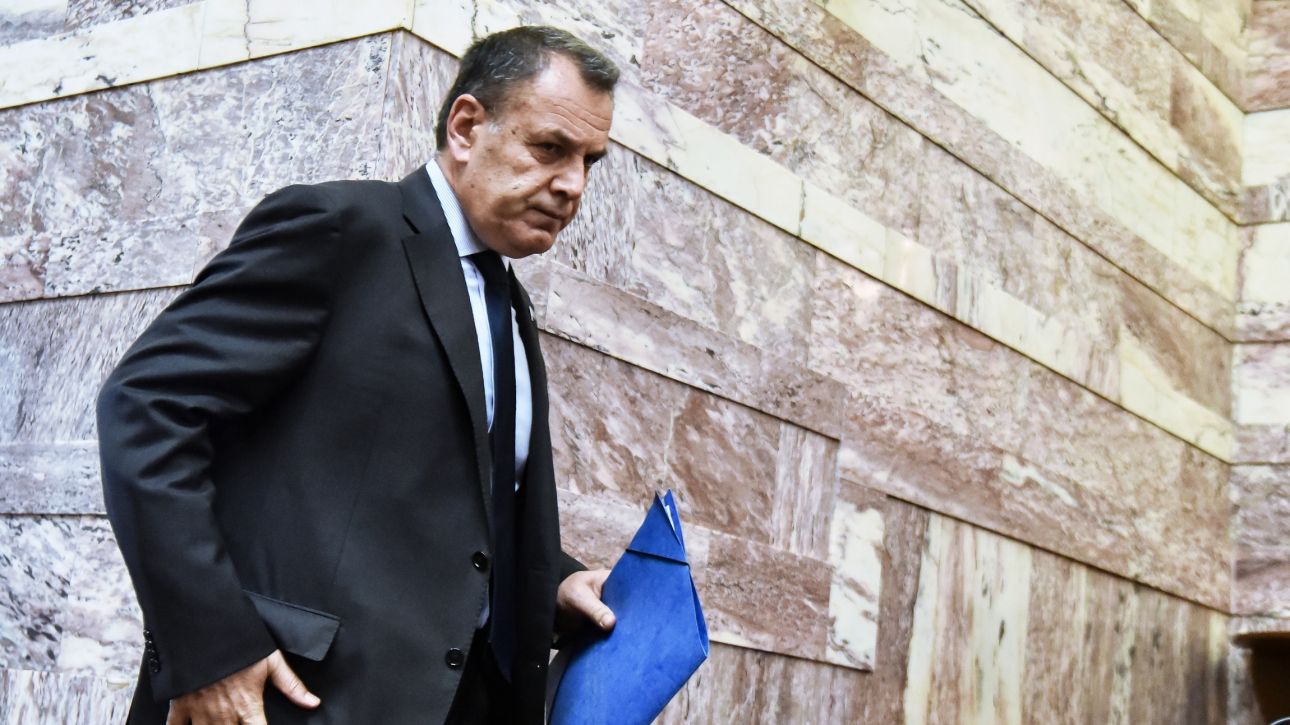 Οργή Παναγιωτόπουλου για τις διαρροές από τα στρατιωτικά επιτελεία - CNN.gr