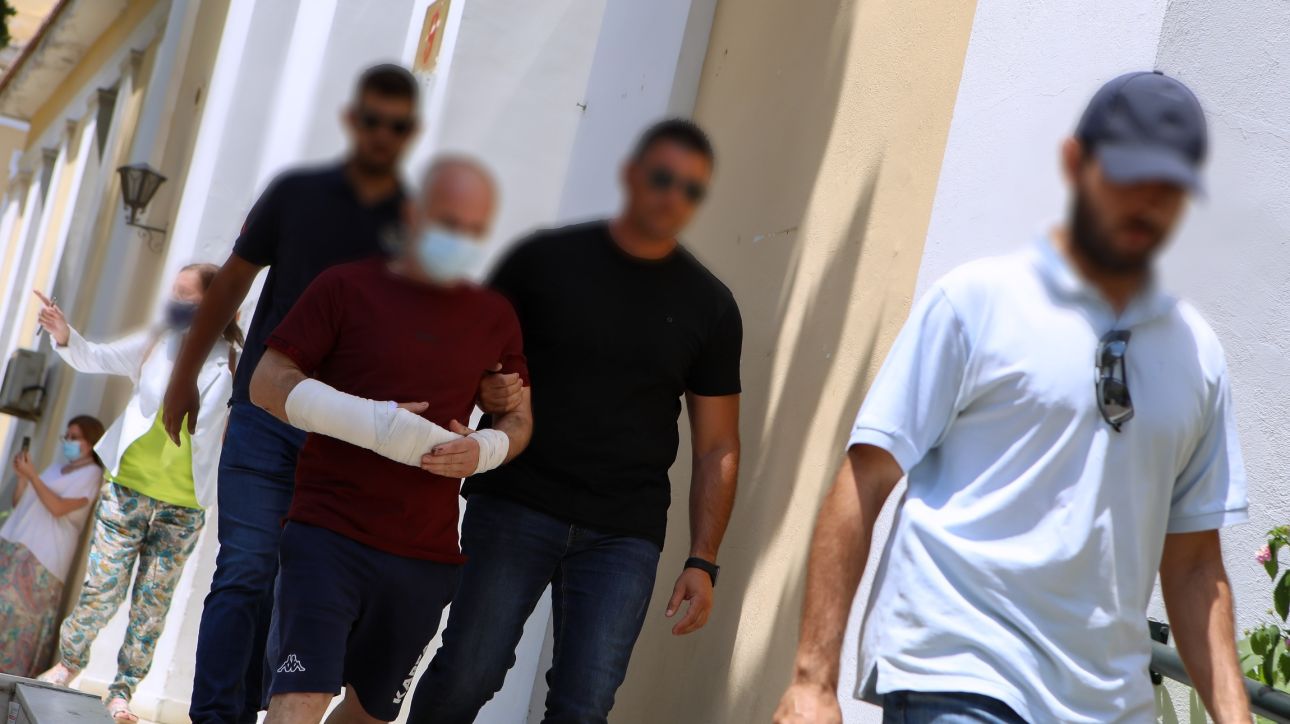 Γυναικοκτονία στο Κουκάκι: Προφυλακιστέος ο 55χρονος εν διαστάσει ...