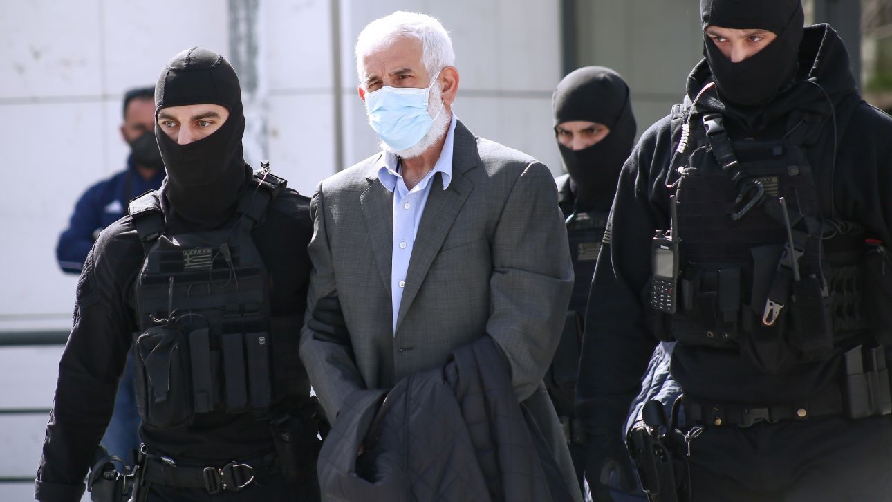 Πέτρος Φιλιππίδης: Σοβαρή η κατάσταση της υγείας του, θα υποβληθεί σε ...