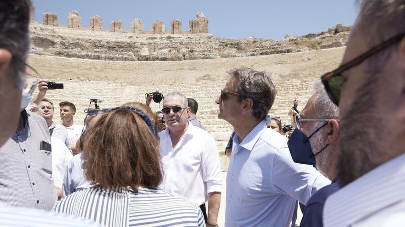 Πρέβεζα: Επίσκεψη του πρωθυπουργού στον αρχαιολογικό χώρο της Νικόπολης ...