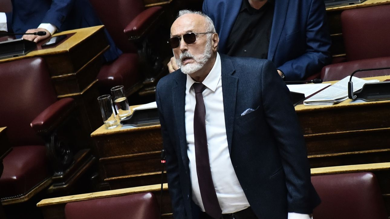 Κουρουμπλής: Να ενημερωθούν οι βουλευτές εάν παρακολουθούνται τα ...