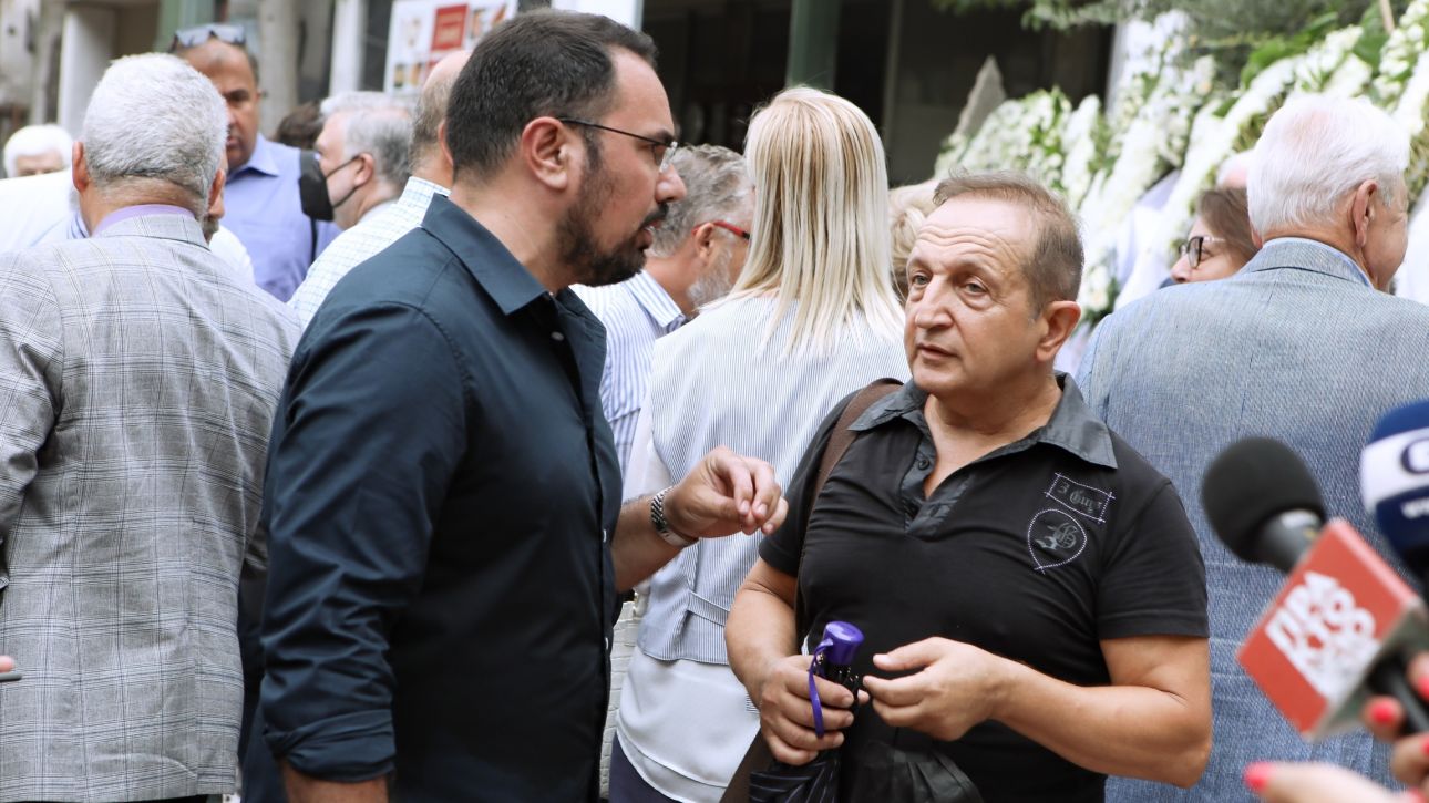 Δίκη Φιλιππίδη: Προσπάθεια προσέγγισής του από τη συνήγορο τού ηθοποιού ...