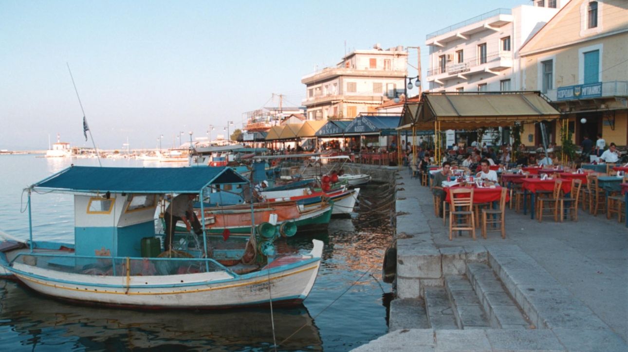 Μυτιλήνη: Εδώ και 20 χρόνια περιμένουν νερό οι κάτοικοι ενός μικρού ...