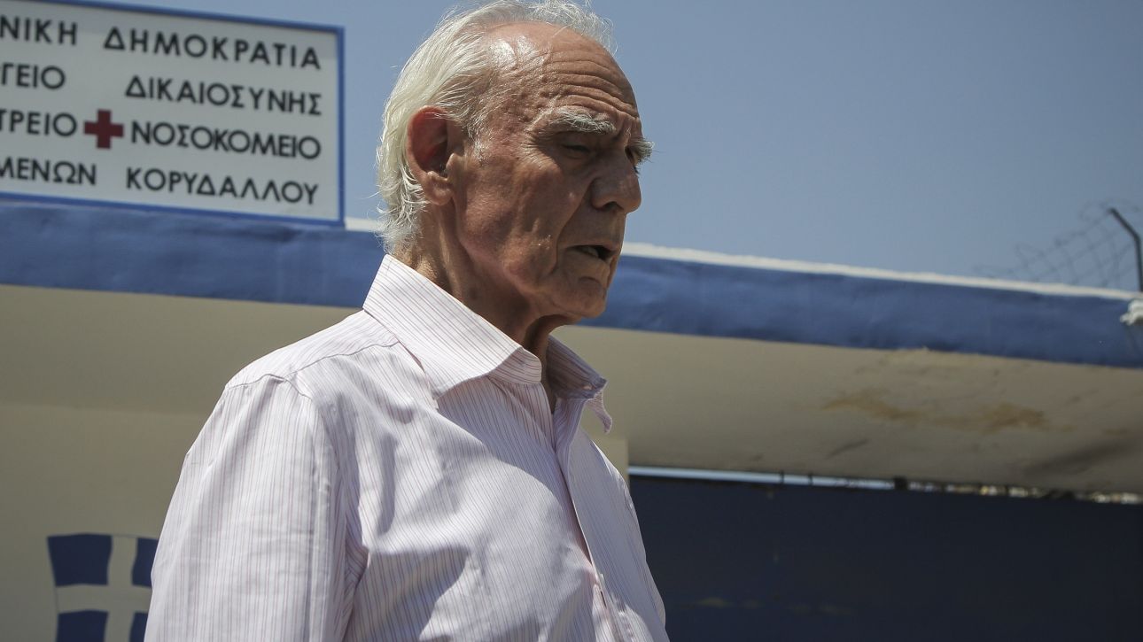 Περίεργη διάρρηξη στο ακίνητο του Άκη Τσοχατζόπουλου στη Διονυσίου ...