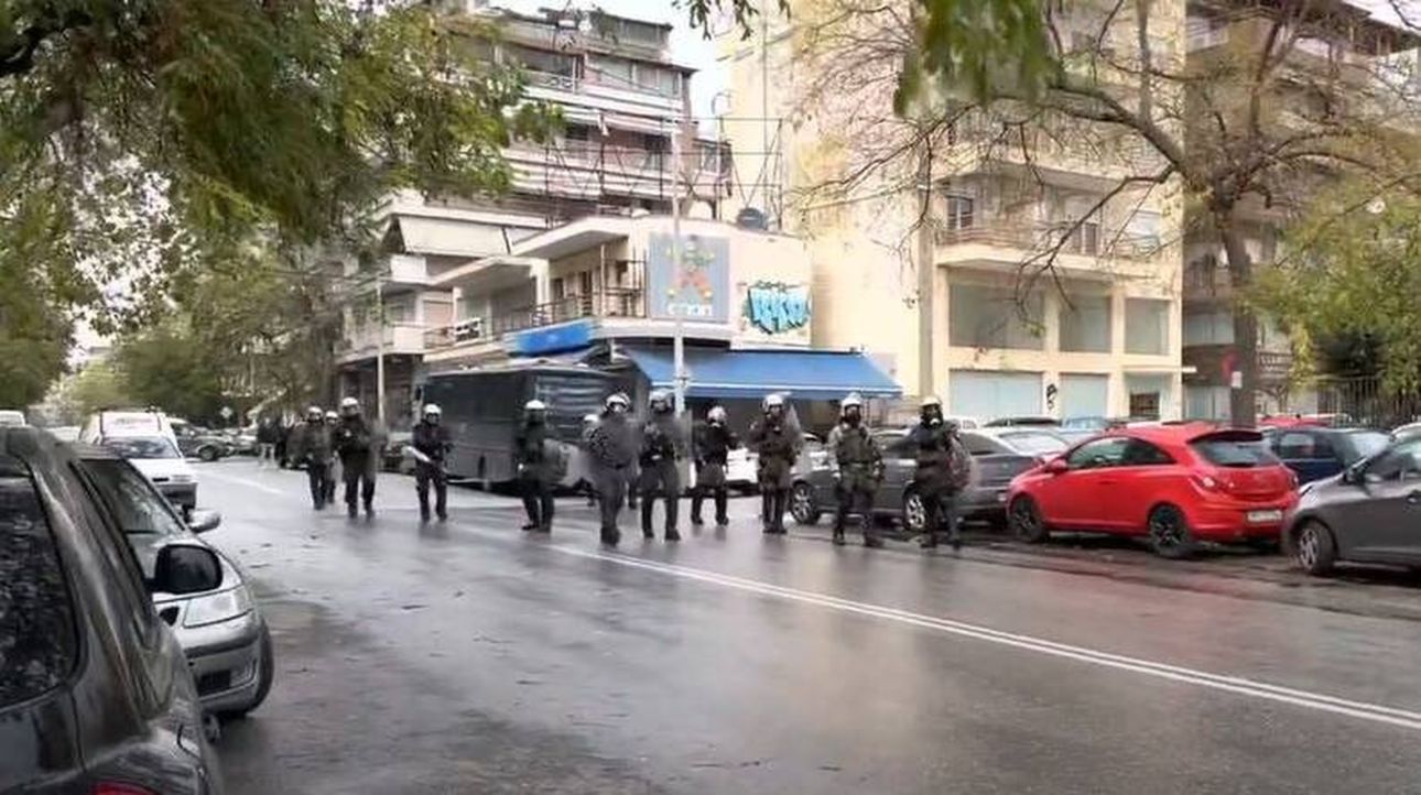Θεσσαλονίκη: Επεισόδια έξω από το Ιπποκράτειο για τον πυροβολισμό του ...
