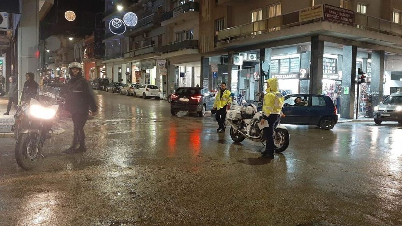 Θάνατος 16χρονου: Ένταση στην Πάτρα - Πέταξαν πέτρες στις διμοιρίες των ...