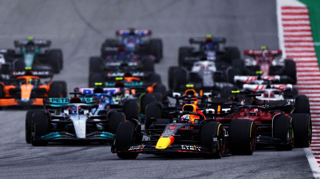 Αυτοκίνητο: Η Ford εξετάζει την επιστροφή της στη Φόρμουλα 1 - CNN.gr