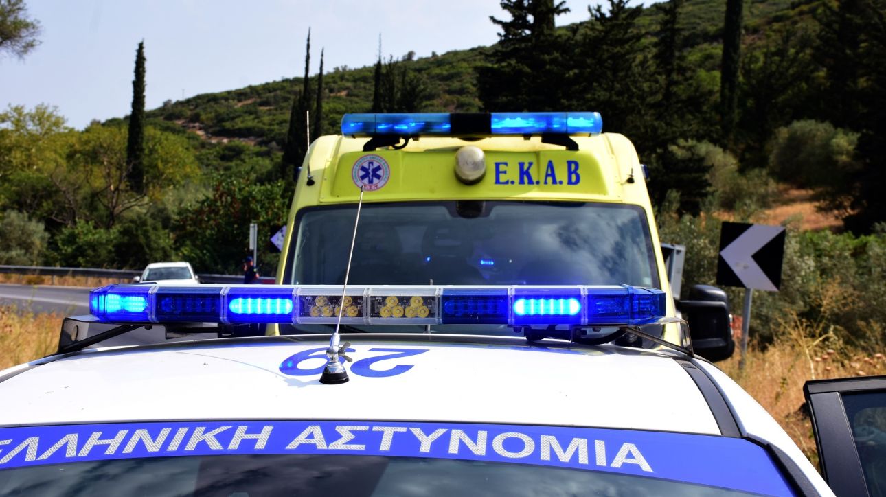 Σοβαρό τροχαίο στη Θεσσαλονίκη: Στο νοσοκομείο μια γυναίκα - CNN.gr