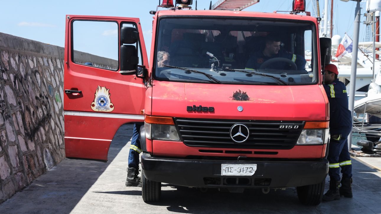 Συναγερμός στην Πυροσβεστική: Φωτιά σε διαμέρισμα στο Ελληνικό - CNN.gr
