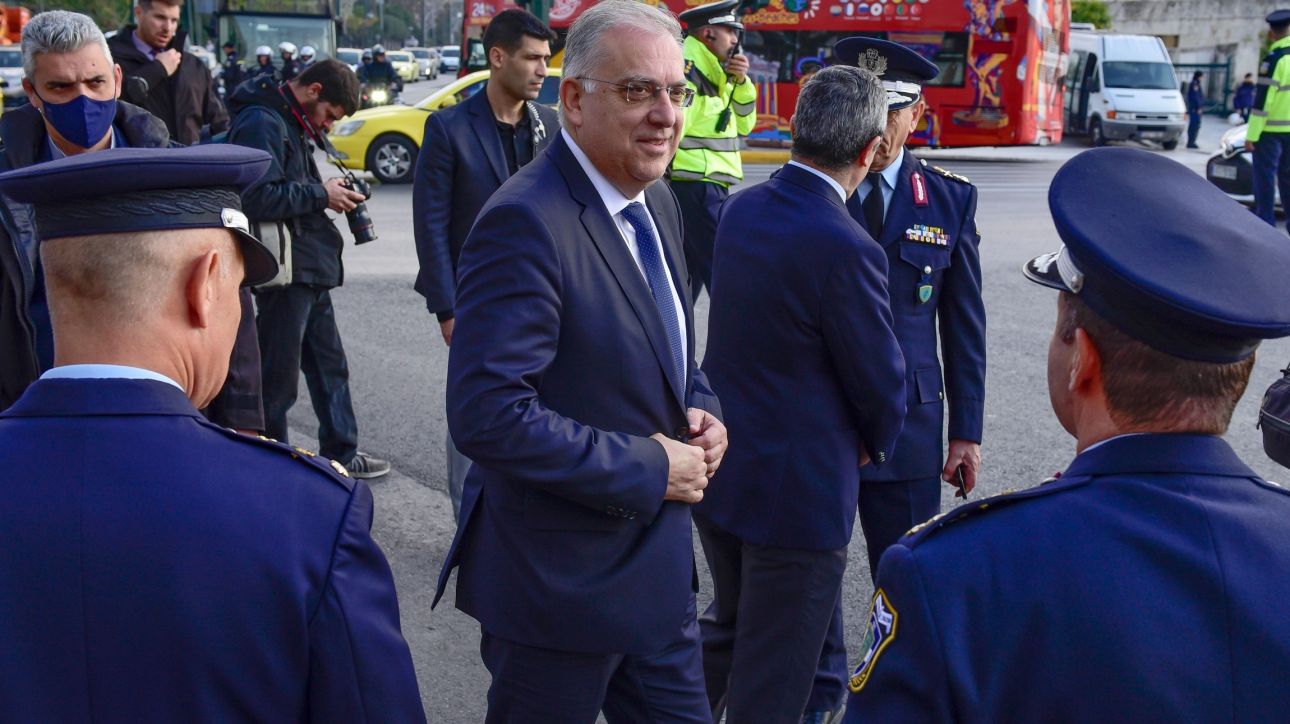 Θεοδωρικάκος σε αστυνομικούς: Το έργο σας ανεκτίμητο και έχει την ...