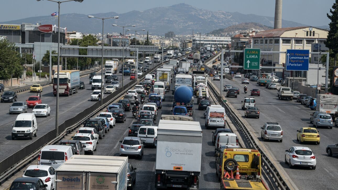 Κίνηση τώρα: Για γερά νεύρα η οδήγηση στην Αττική – Αναλυτικά οι δρομοι ...
