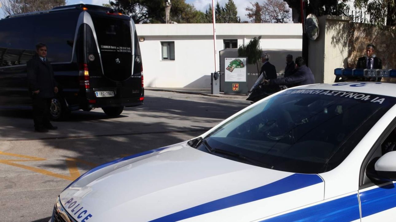 Αστυνομία για Κολλέγιο Αθηνών: Κανένα επεισόδιο, επίσκεψη μαθητών για ...
