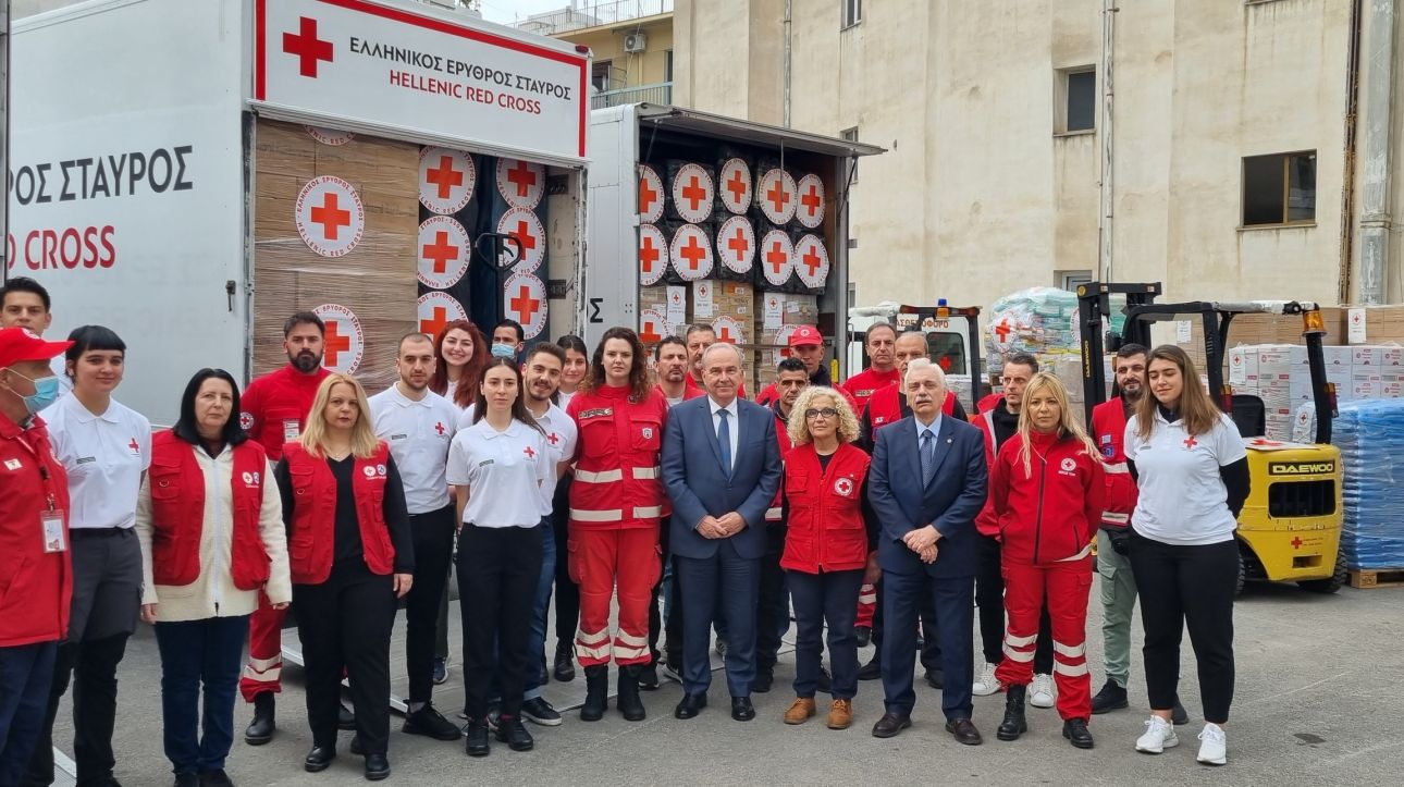 Ελληνικός Ερυθρός Σταυρός: Απέστειλε και δεύτερη ανθρωπιστική αποστολή ...