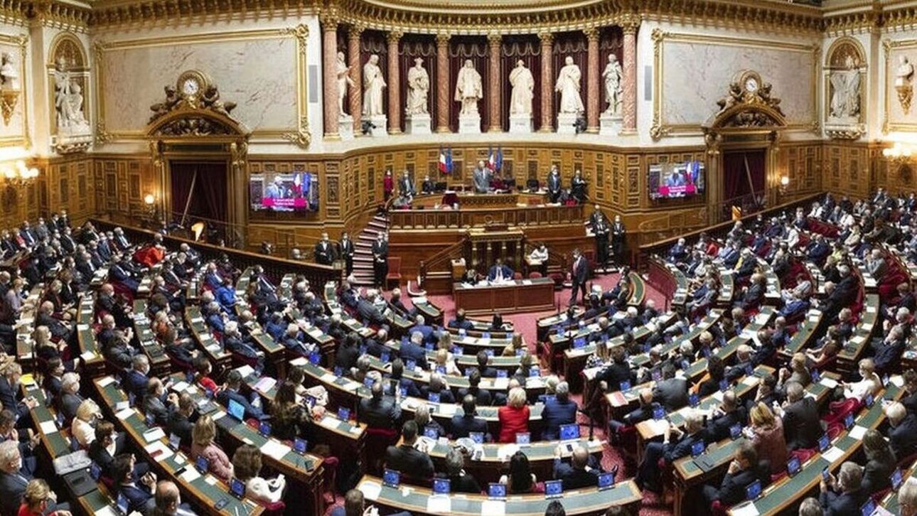 Γαλλία: Η Γερουσία ψήφισε το συμβιβαστικό κείμενο για τη μεταρρύθμιση ...