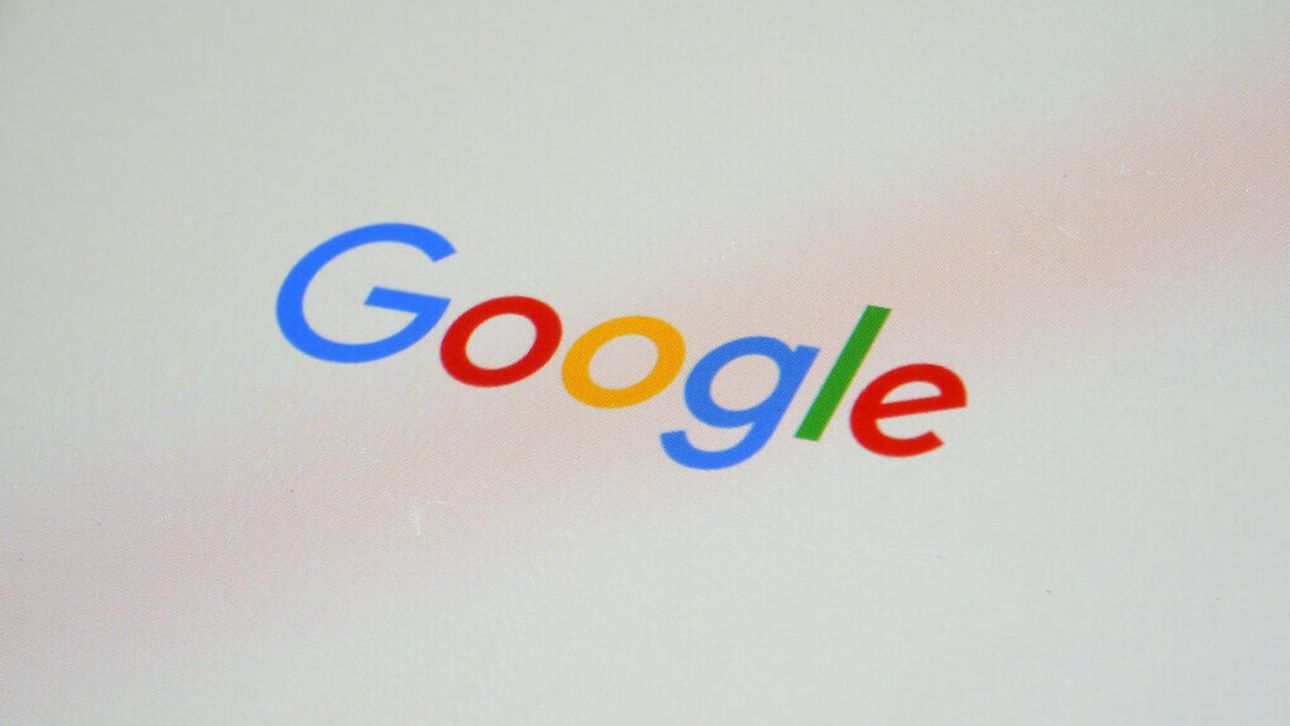 Google: Μπλόκαρε πάνω από 5,2 δισεκατομμύρια διαφημίσεις το 2022 - CNN.gr